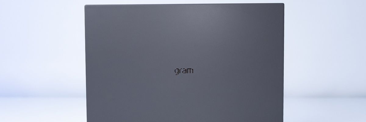 Trên tay LG gram 16 inch 2022: Màn đẹp, pin khỏe, máy siêu nhẹ, mỏng ...