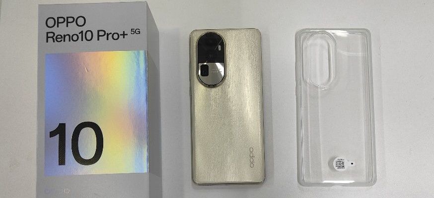 Xuất hiện hình ảnh thực tế đầu tiên của OPPO Reno 10, Reno 10 Pro và ...