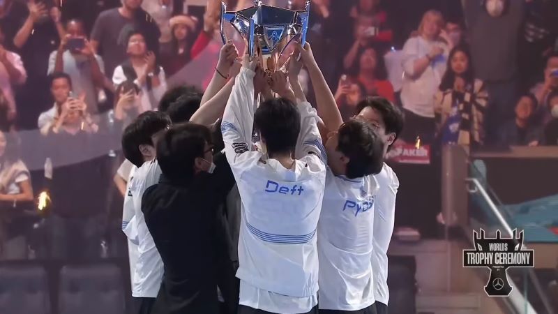 CKTG 2022: Đội tuyển DRX thực hiện cú “Miracle Run” vĩ đại nhất lịch sử LMHT