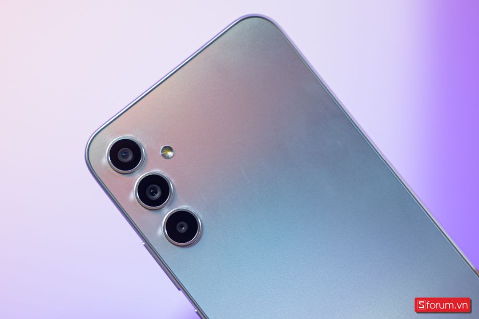 Đánh giá camera Galaxy A34 5G: Đây là ảnh chụp từ chiếc điện thoại chỉ ...
