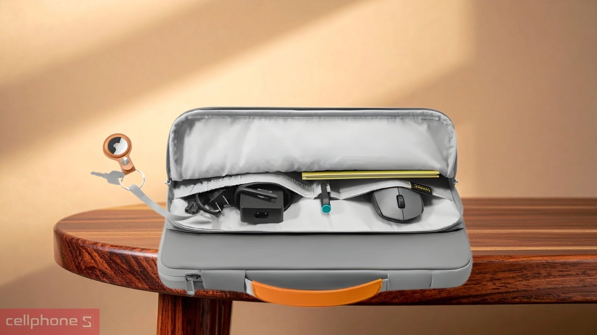 Túi xách chống sốc Tomtoc Briefcase 13 inch new | Giá rẻ