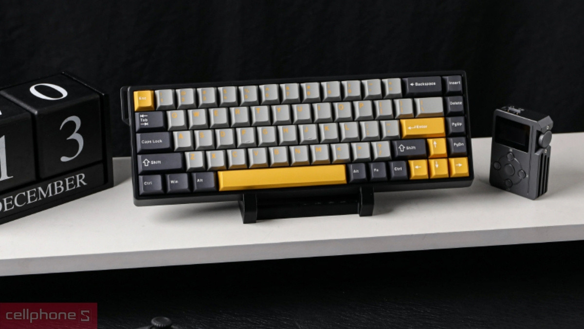 Bàn phím cơ có dây Aula WIN68HE Max đen xám vàng | Giá rẻ