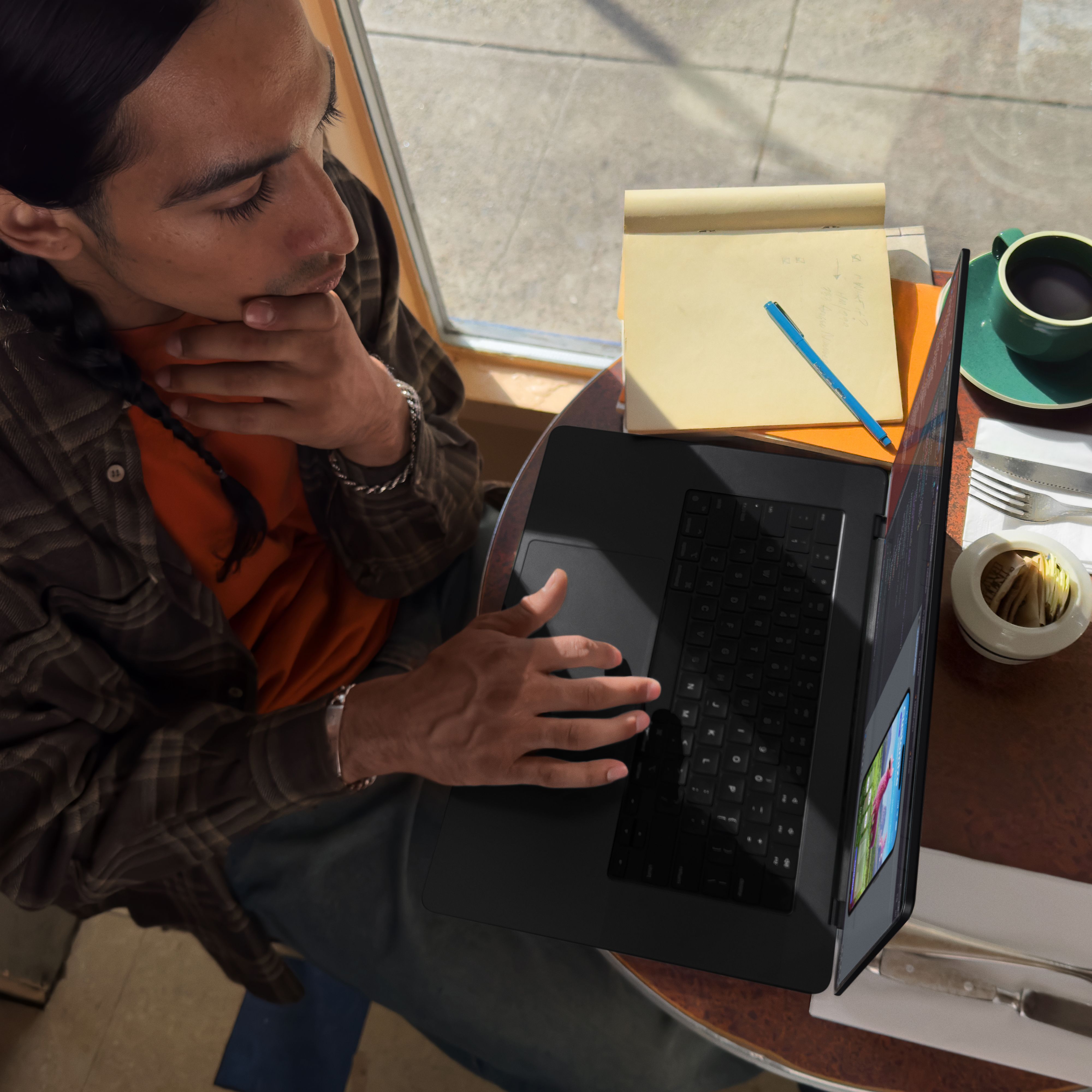 Macbook Pro 16 inch M3 Max (36GB/1TB) chính hãng